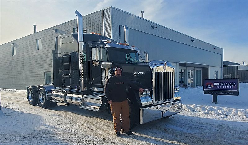 2019 Kenworth W900L (For Sale) | 72" Sleeper | #1194573