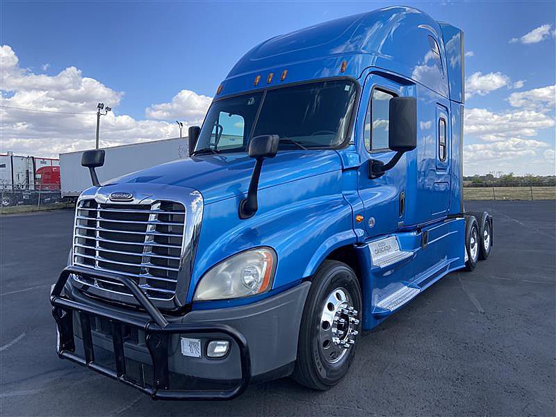2016 Freightliner CASCADIA EVOLUTION (For Sale) | 72" Sleeper | #256415