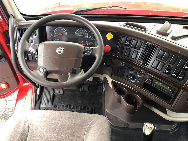 2016 Volvo VNL 670 For Sale | 61" Sleeper | #256508