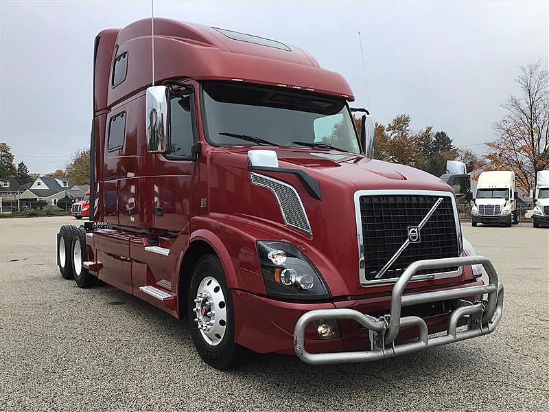 2018 Volvo VNL 780 (For Sale) | 77" Sleeper | #256547
