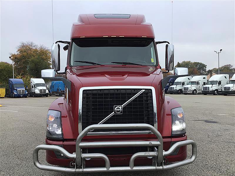 2018 Volvo VNL 780 (For Sale) | 77" Sleeper | #256547
