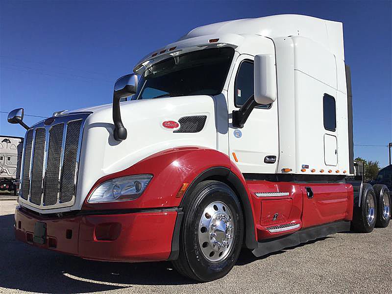 2018 Peterbilt 579 For Sale | 80" Sleeper | #256560