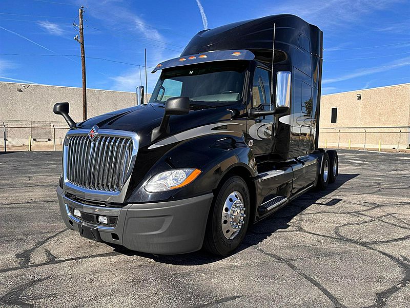 2020 International LT625 (For Sale) | 73" Sleeper | #U9333