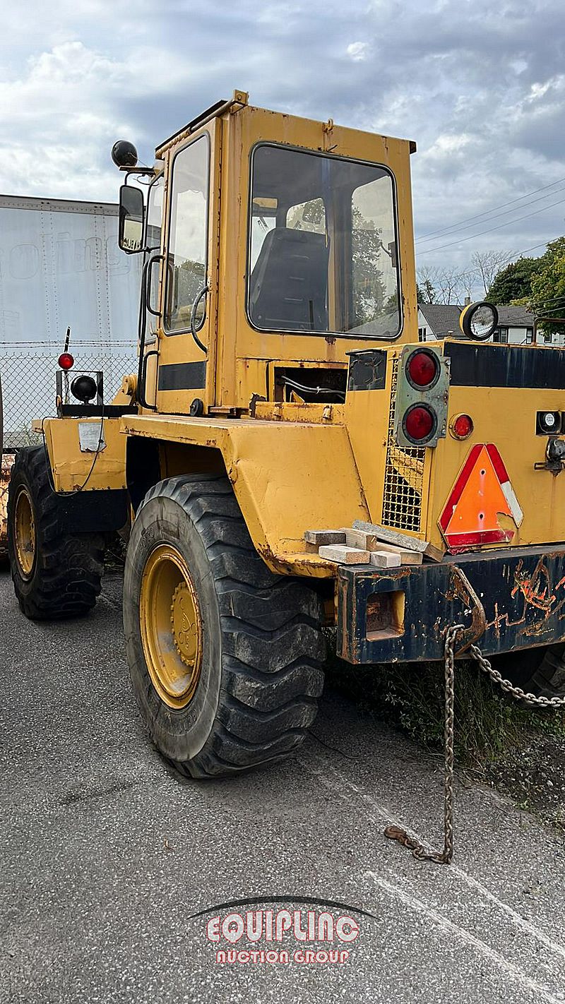 TROJAN FRONT END LOADER - PARTS ONLY (For Sale) | Day Cab | #TKLOADER2