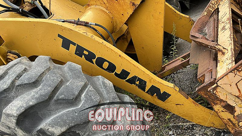 TROJAN FRONT END LOADER - PARTS ONLY For Sale | Day Cab | #TKLOADER2