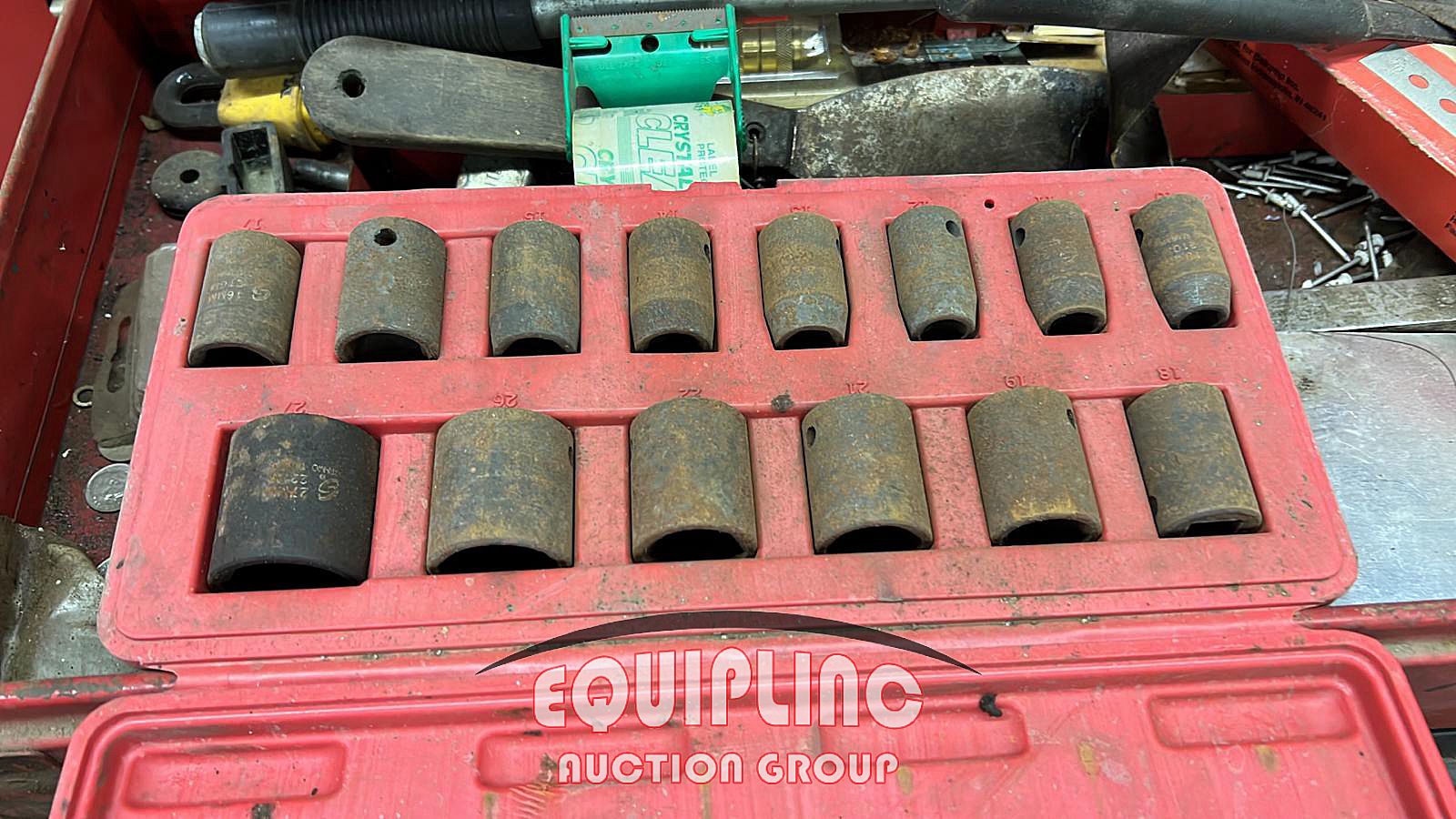 CRAFTMAN TOOL BOX - WITH TOOLS For Sale | Misc Equipment | #TKBOX158