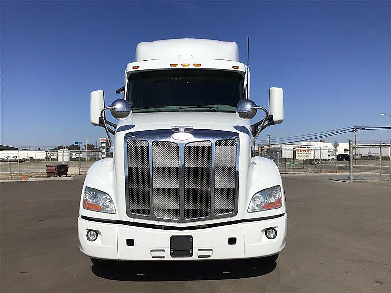 2019 Peterbilt 579 (For Sale) | MID ROOF Sleeper | #256646