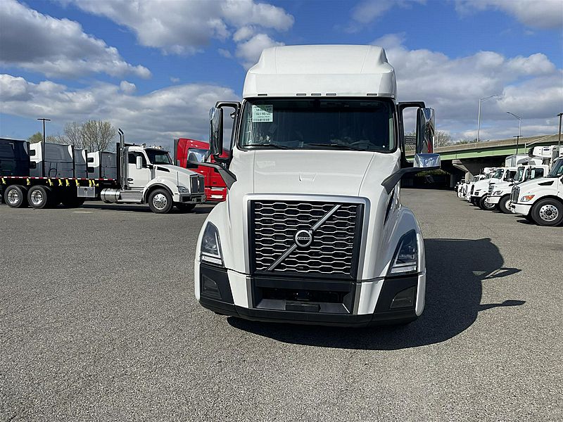 2024 Volvo VNL 760 (For Sale) | 70" Sleeper | #YV-1070