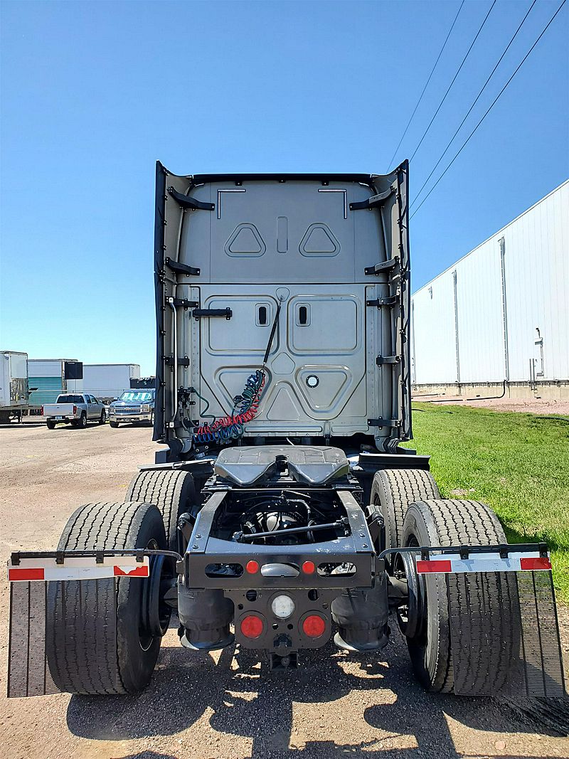 2021 Freightliner New Cascadia For Sale | 72" Sleeper | #757817