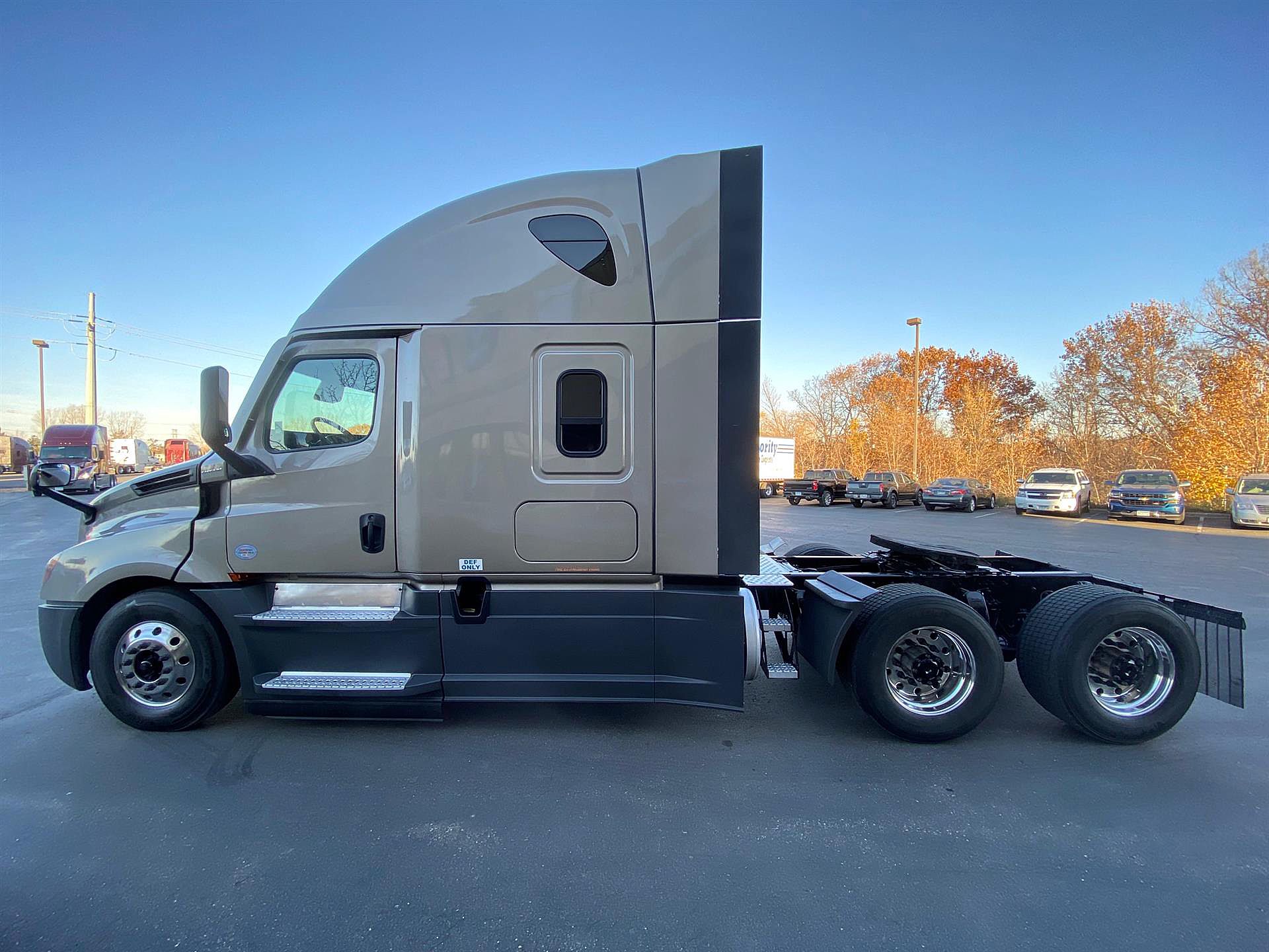 2021 Freightliner New Cascadia (For Sale) | 72" Sleeper | #757818