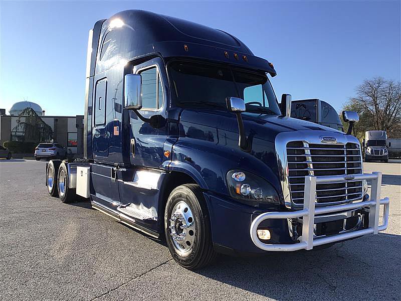 2018 Freightliner CASCADIA EVOLUTION (For Sale) | 72" Sleeper | #256719