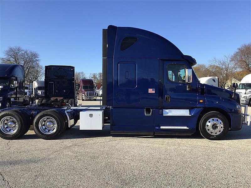 2018 Freightliner CASCADIA EVOLUTION (For Sale) | 72" Sleeper | #256719