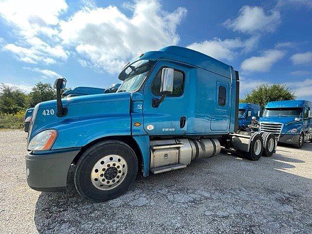 2018 Freightliner CASCADIA EVOLUTION For Sale | 72" Sleeper | #256723