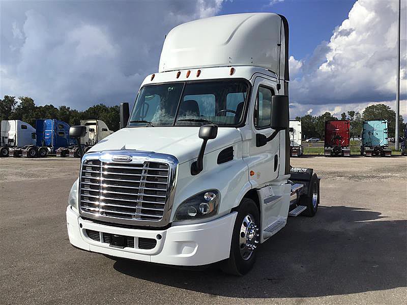 2017 Freightliner CASCADIA For Sale | NON Sleeper | #256805