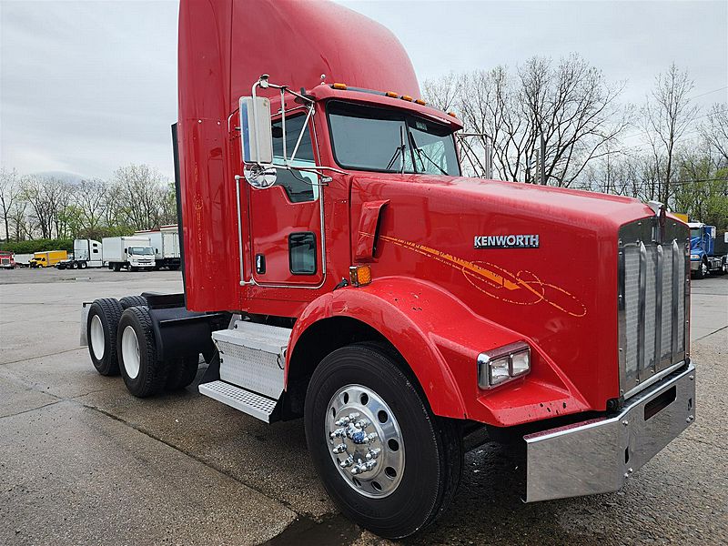 2011 Kenworth T800 (For Sale) | Day Cab | #22360