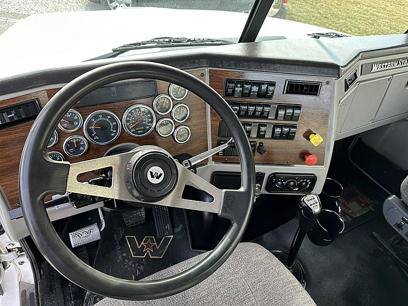 2016 Western Star 4700 For Sale | Day Cab | #12303