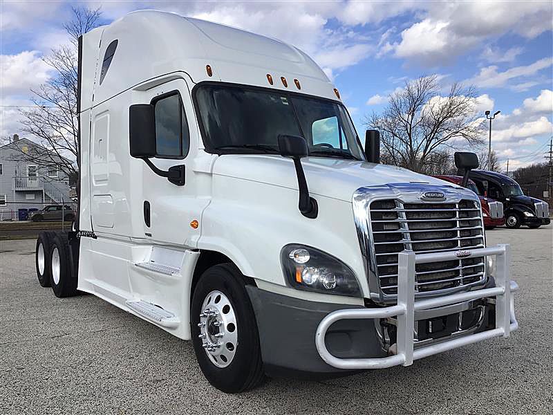 2016 Freightliner CASCADIA EVOLUTION (For Sale) | 72" Sleeper | #257019
