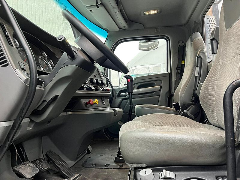 2015 Kenworth T680 (For Sale) | Day Cab | #5304W