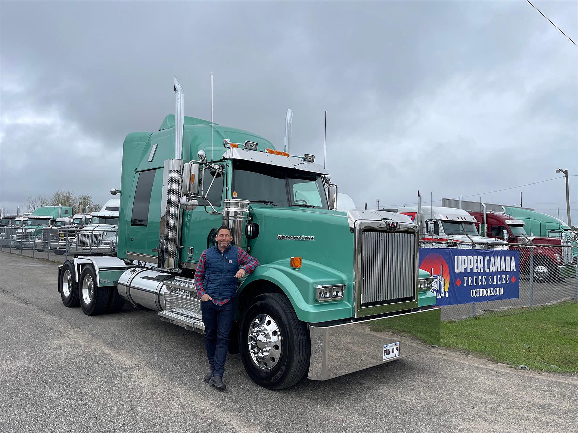 2023 Western Star 4900FA For Sale | 76" Sleeper | #9234600