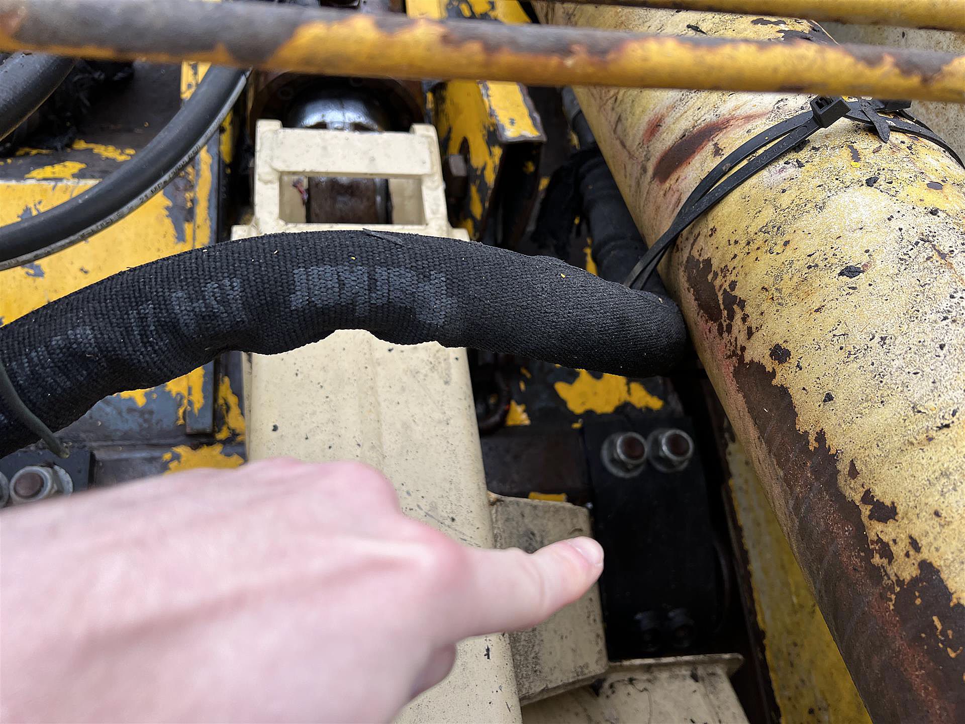 2000 CCC LET2-46 For Sale | Refuse Truck | #8800