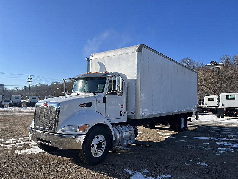 2018 Peterbilt 337 For Sale | 26' Box | Non CDL | #30N432912