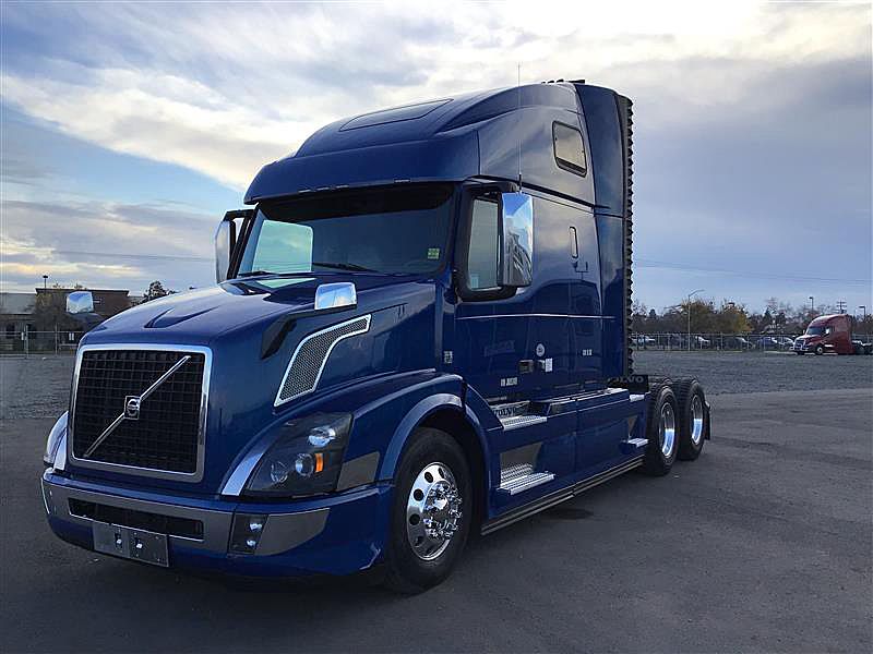 2018 Volvo VNL 670 (For Sale) | 61" Sleeper | #257081