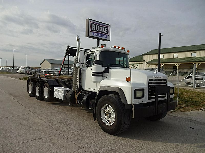 1996 Mack RD688S (For Sale) | Roll-Off | #TM026670
