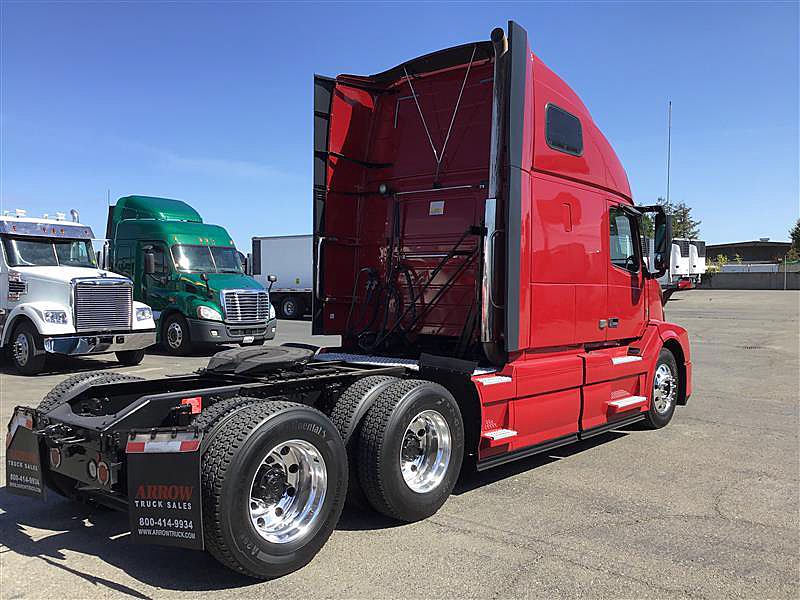 2017 Volvo VNL 670 (For Sale) | 61" Sleeper | #257100