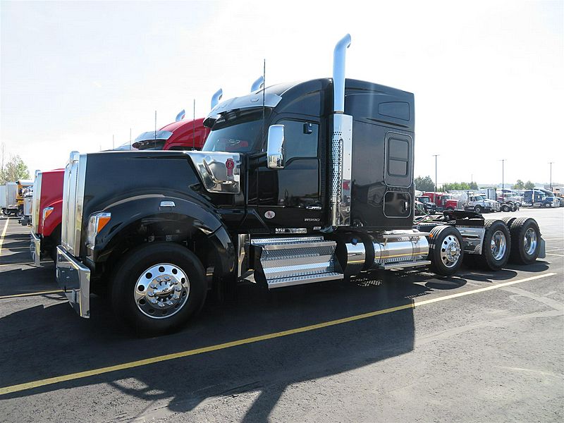 2024 Kenworth W990 For Sale | 76" Sleeper | #336792 * Roadworx
