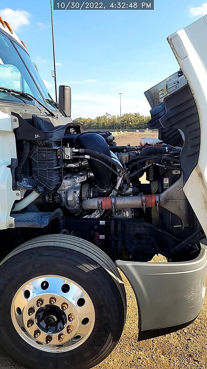 2018 Freightliner Cascadia (For Sale) | 72" Sleeper | #65085