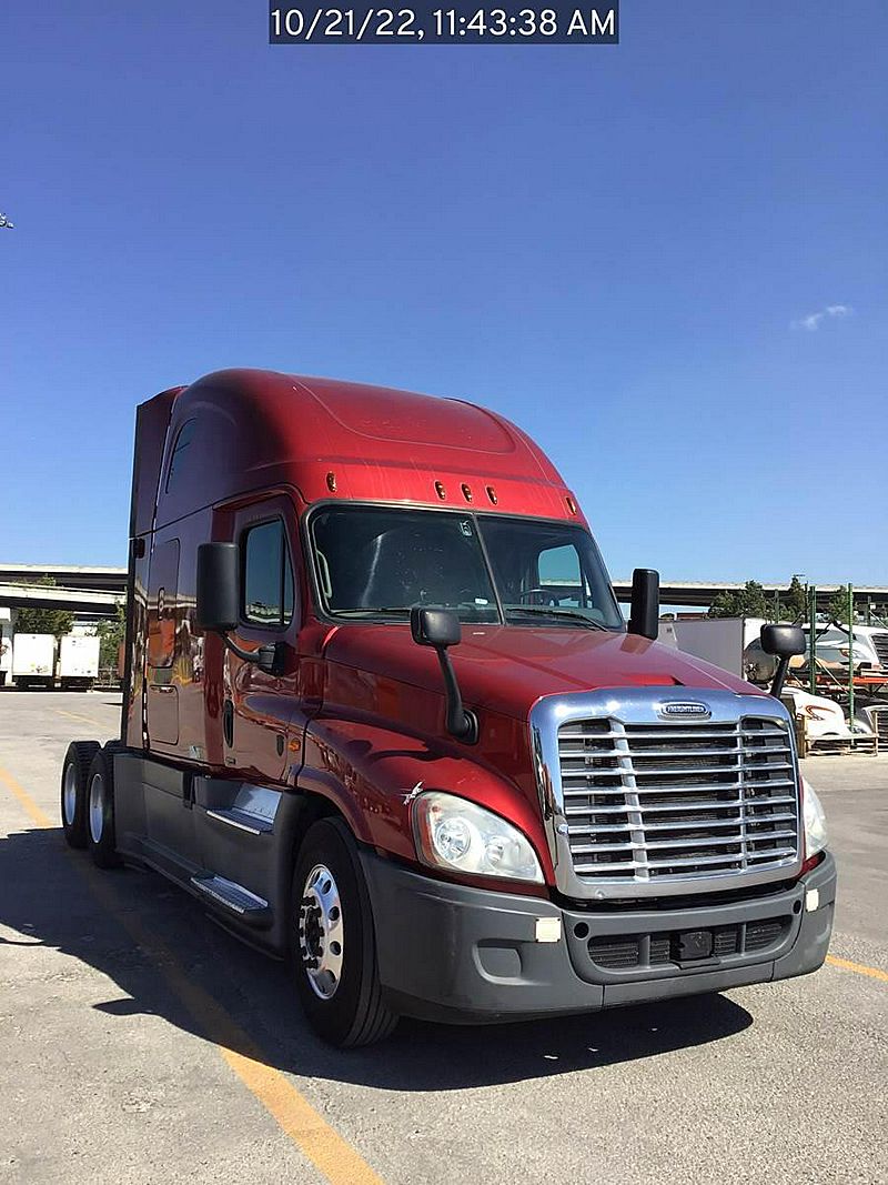 2018 Freightliner Cascadia (For Sale) | 72" Sleeper | #69670