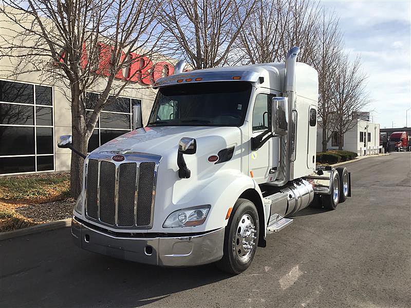 2016 Peterbilt 579 (For Sale) | 80" Sleeper | #257108