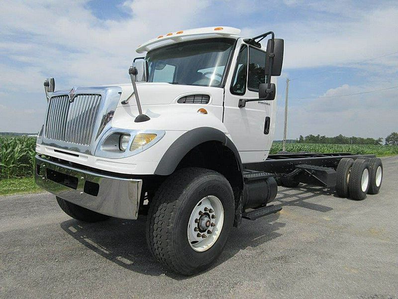 2002 Mack Granite CV513 (For Sale) | Cab & Chassis | #7661