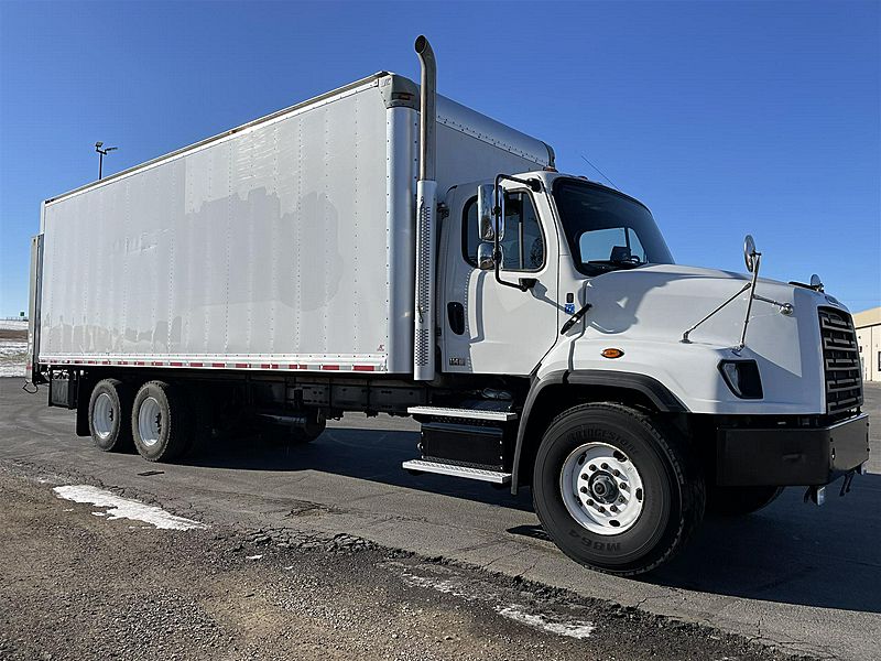 2016 Freightliner 114SD (For Sale) | 26' Box | With Video | #R46552