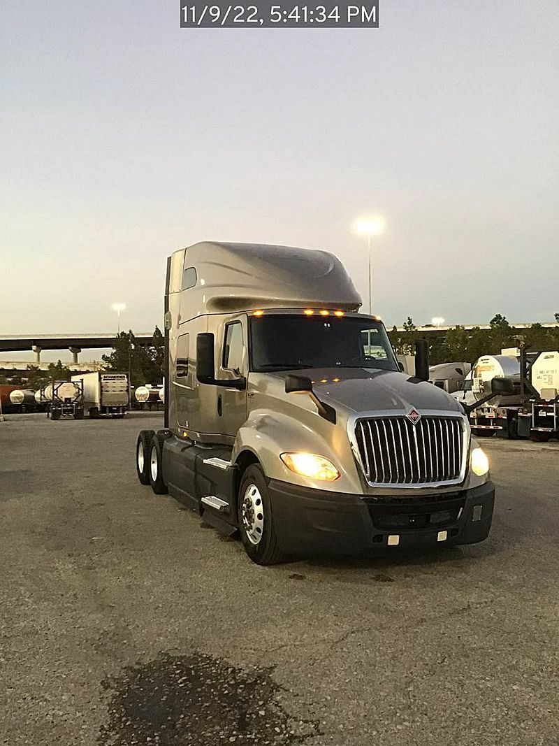 2018 International LT (For Sale) | 73" Sleeper | #67313