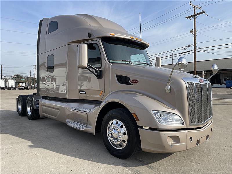2019 Peterbilt 579 For Sale | 80" Sleeper | #257283