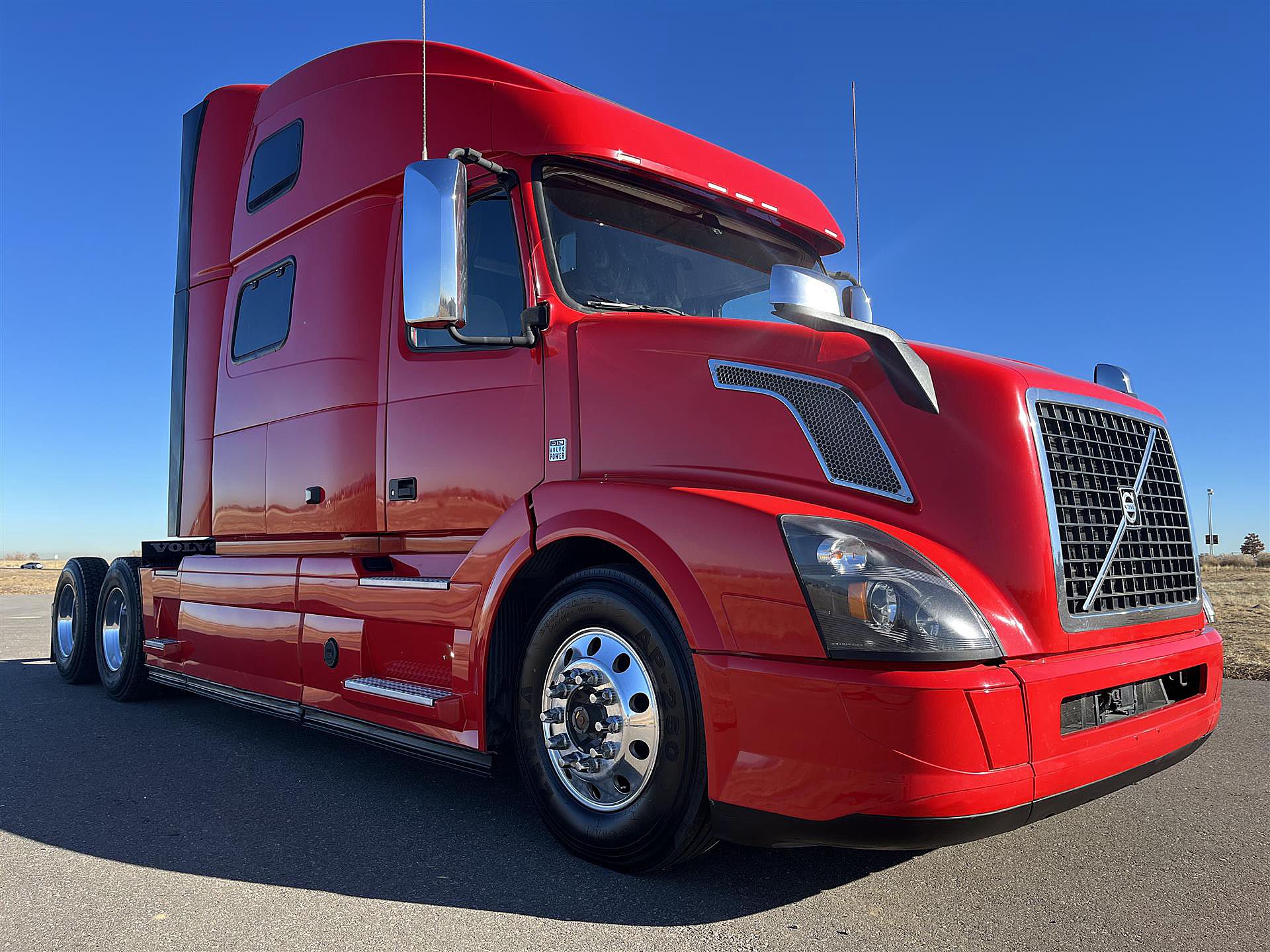 2018 Volvo VNL 780 For Sale | Sleeper Truck | #10VU998513