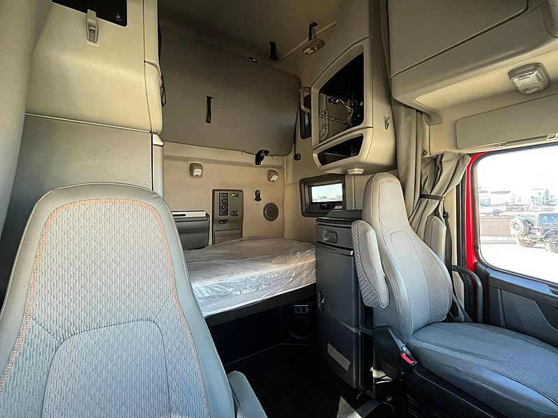 2019 Volvo VNL 760 For Sale | Sleeper Truck | #02VU192935