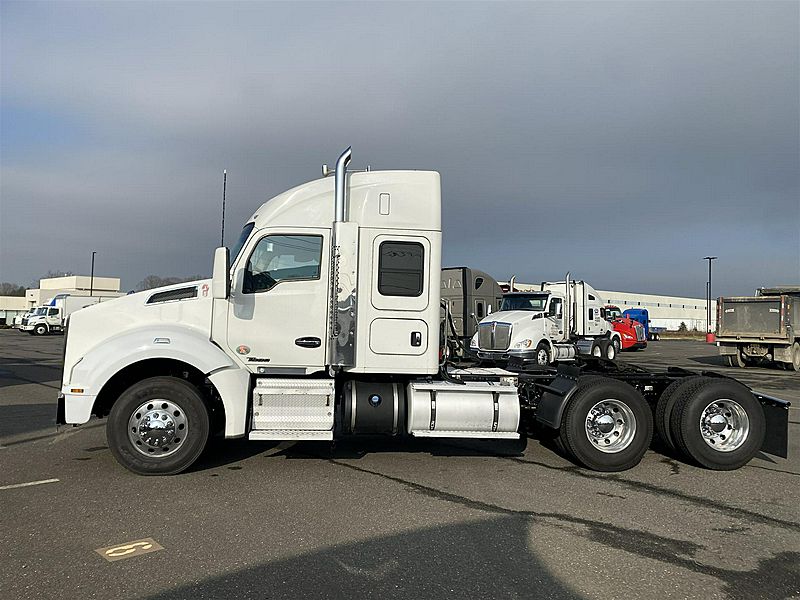 2019 Kenworth T880 (For Sale) | 52" Sleeper | #UD-1370