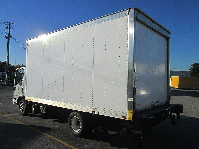 2019 Isuzu NPR HD (For Sale) | Box Truck | #M10923