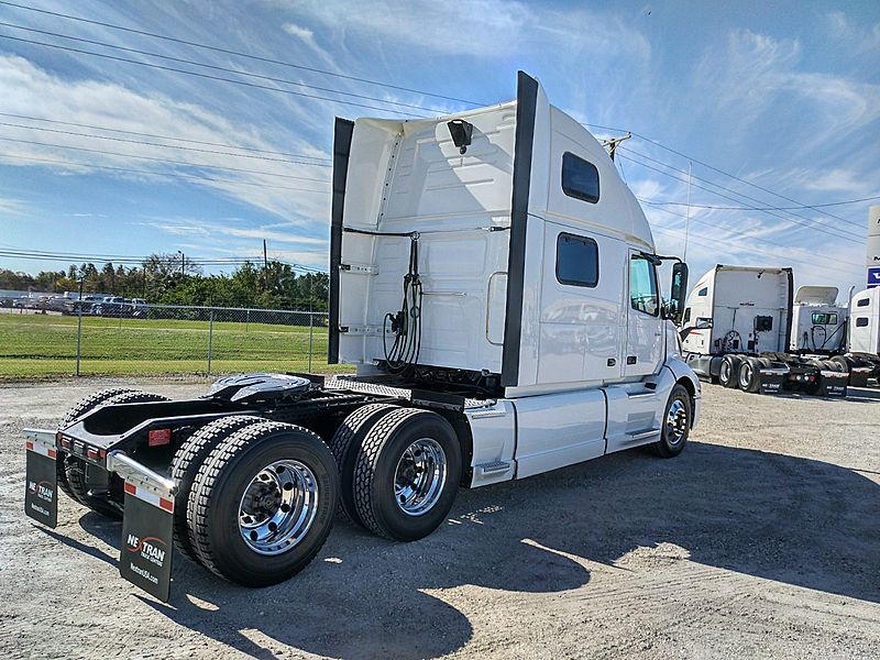 2019 Volvo VNL 860 (For Sale) | Sleeper Truck | #03VU208043