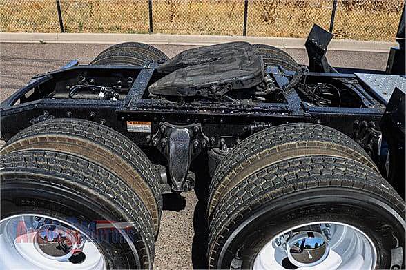 2019 Freightliner CASCADIA 126 (For Sale) | 72" Sleeper | #6046