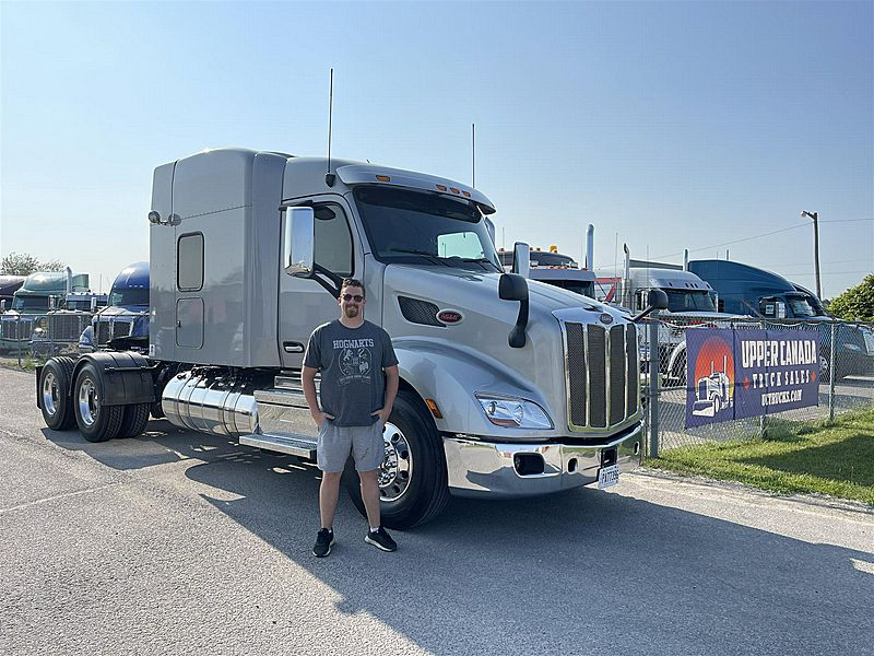 2018 Peterbilt 579 (For Sale) | 72" Sleeper | #3184627