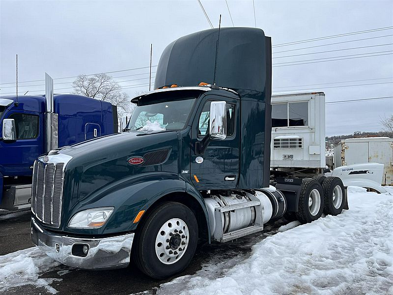 2017 Peterbilt 579 (For Sale) | Day Cab | #30N417350