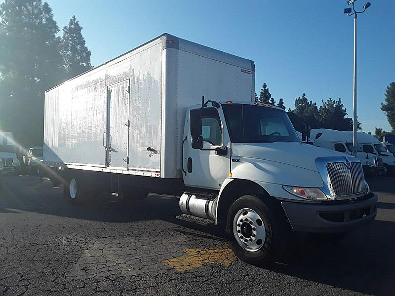 2020 Navistar International MV607 For Sale | 26' Box | Non CDL | #247312