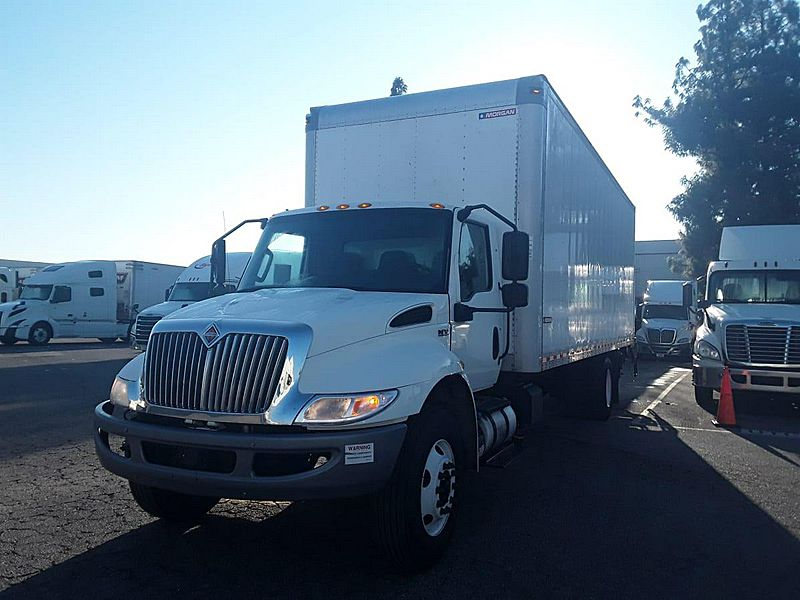 2020 Navistar International MV607 For Sale | 26' Box | Non CDL | #247312