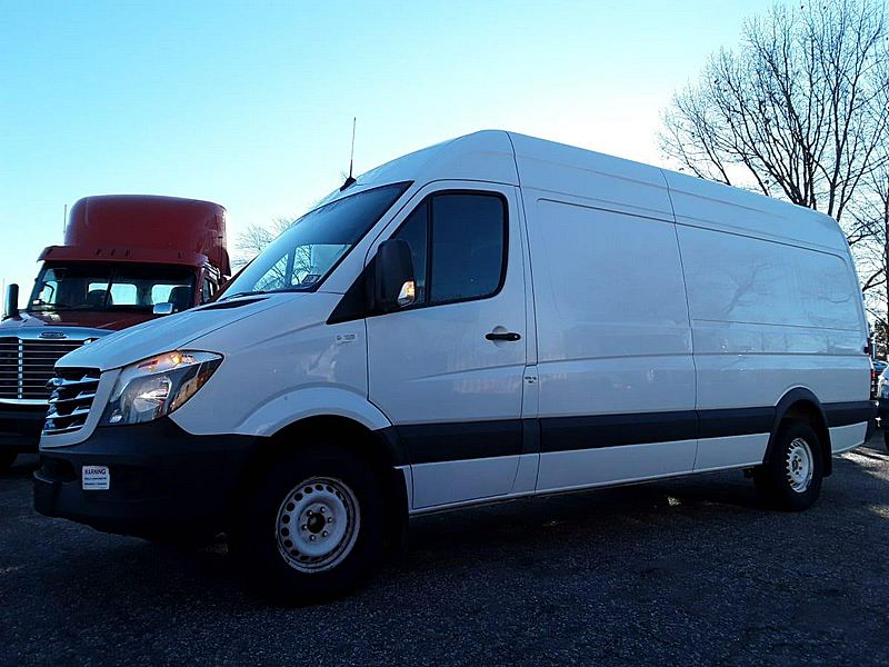 2017 Mercedes-Benz SPRINTER 2500 (For Sale) | Step Van | Non CDL | #829065