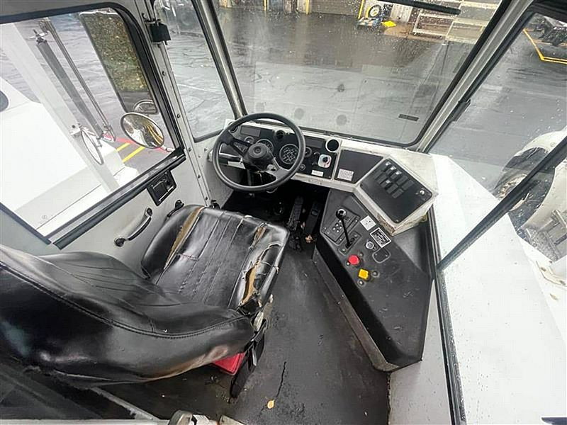 2017 Capacity SABRE 5 4X2 For Sale | Yard Spotter | #755958