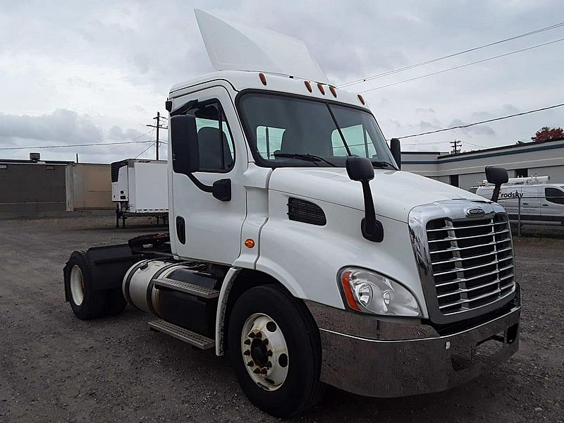 2016 Freightliner CASCADIA 113 (For Sale) | Day Cab | #654987