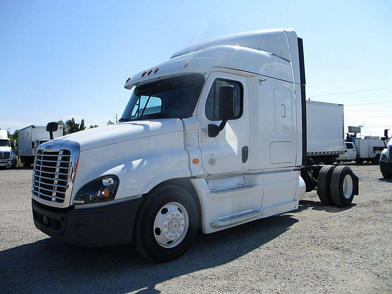 2020 Freightliner CASCADIA 125 For Sale | 60" Sleeper | #243921